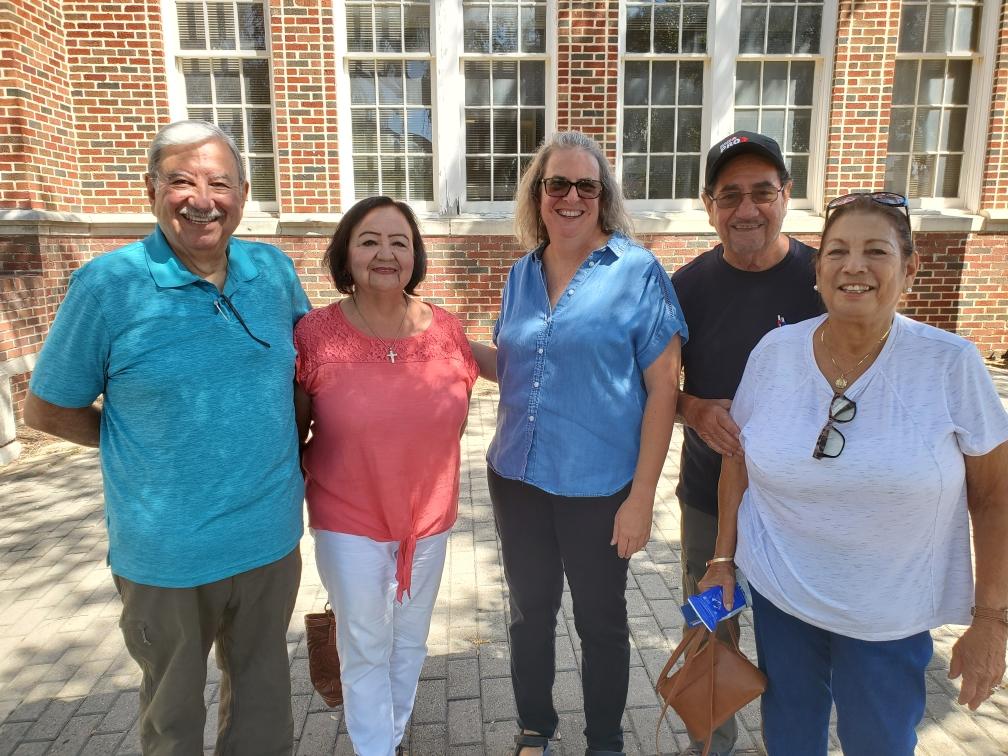 Fox Tech Alumni Give Back